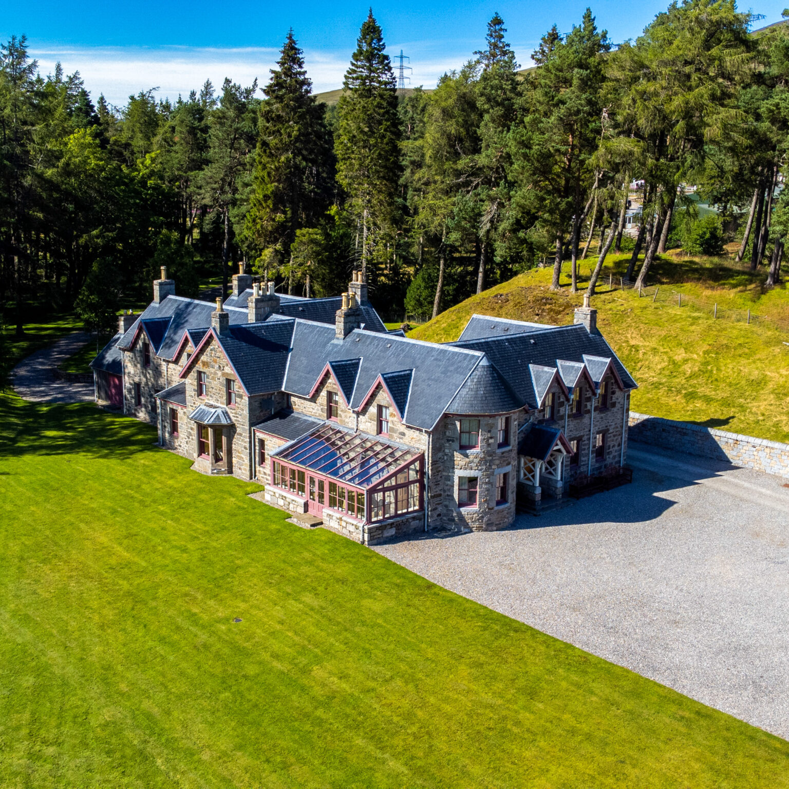 Ben Alder Estate | Luxury Highland Lodges & Country Sports, Scotland